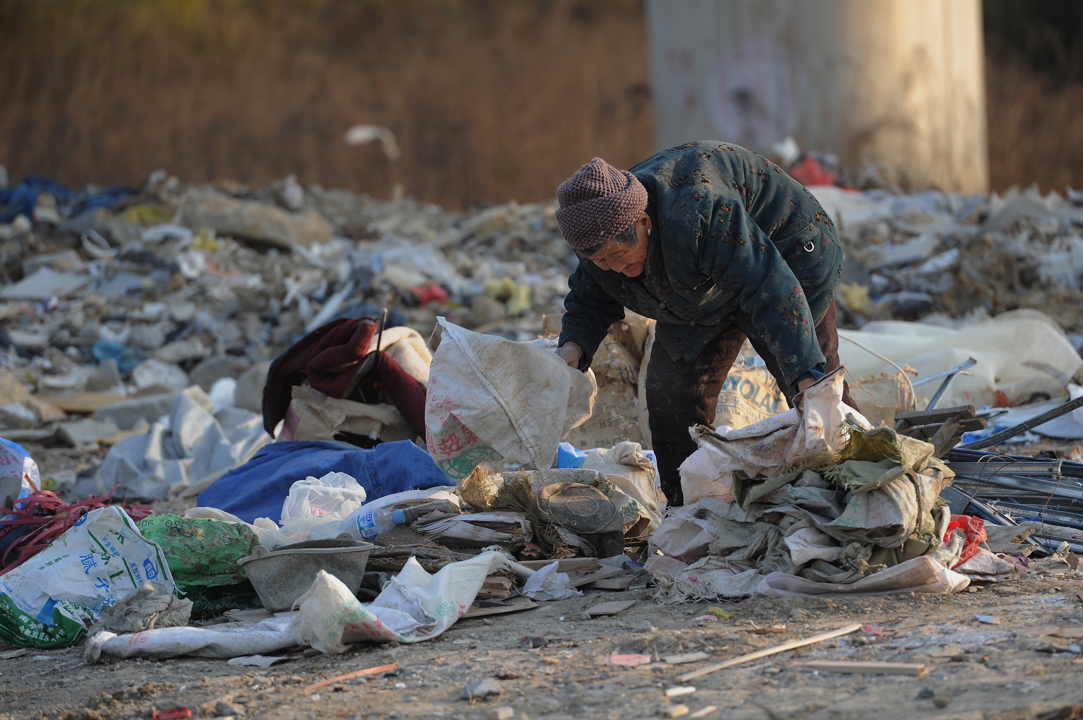 In The Fight Against Poverty, China’s Urban Poor Still Left Behind