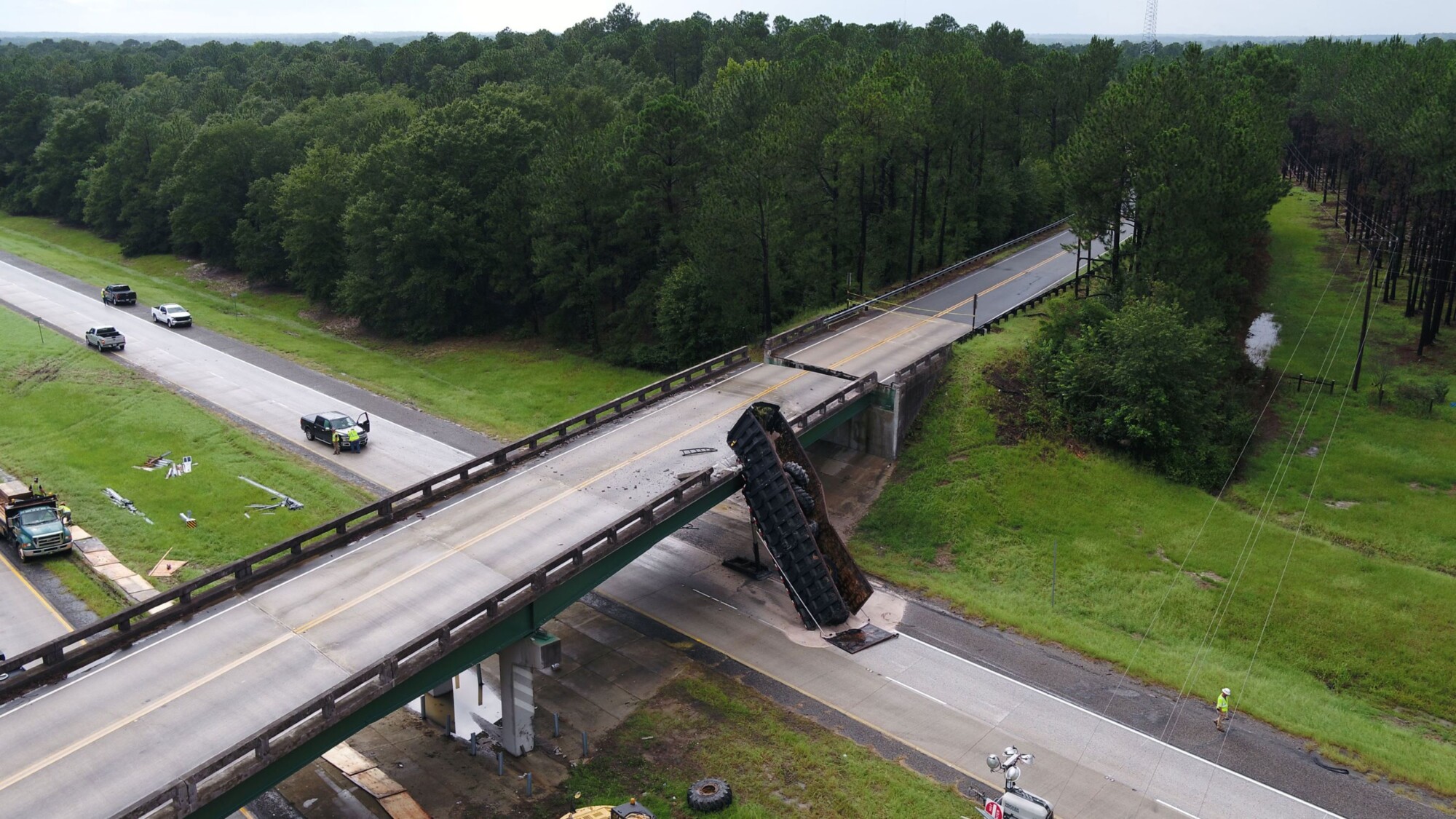 Georgia Interstate Is Shut Down After a Truck Crashed Into a Bridge ...
