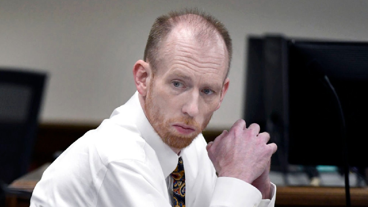 Officials: North Dakota Murderer Kills Himself in Prison